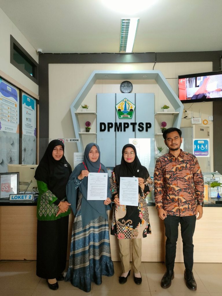 Penandatanganan Memorandum of Understanding (MoU) DPMPSTP Kab. Bireuen dengan BPJS ...